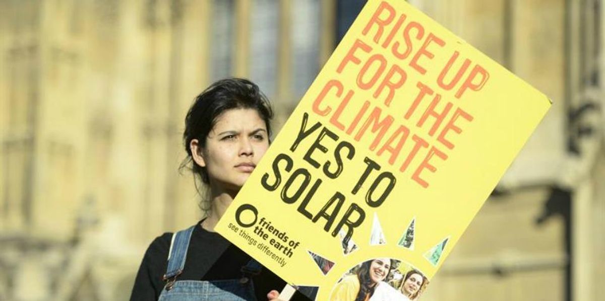 Thousands March With Urgent Message In London Time To Act On Climate Thousands March With Urgent Message In London Time To Act On Climate