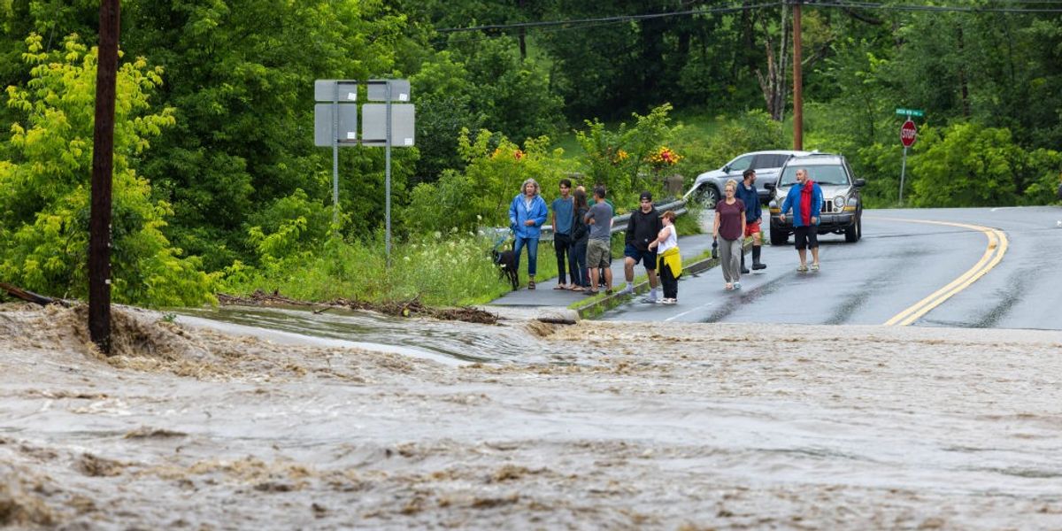 Emergency Declared As Historic And Catastrophic Flooding Swamps Vermont Common Dreams