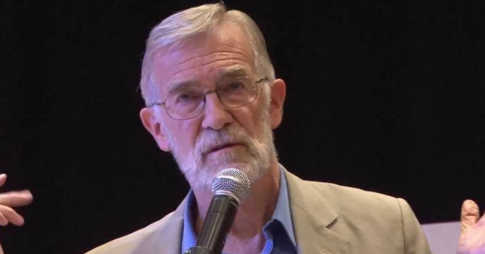 Former CIA Analyst Ray McGovern Arrested While Trying to Attend David ...