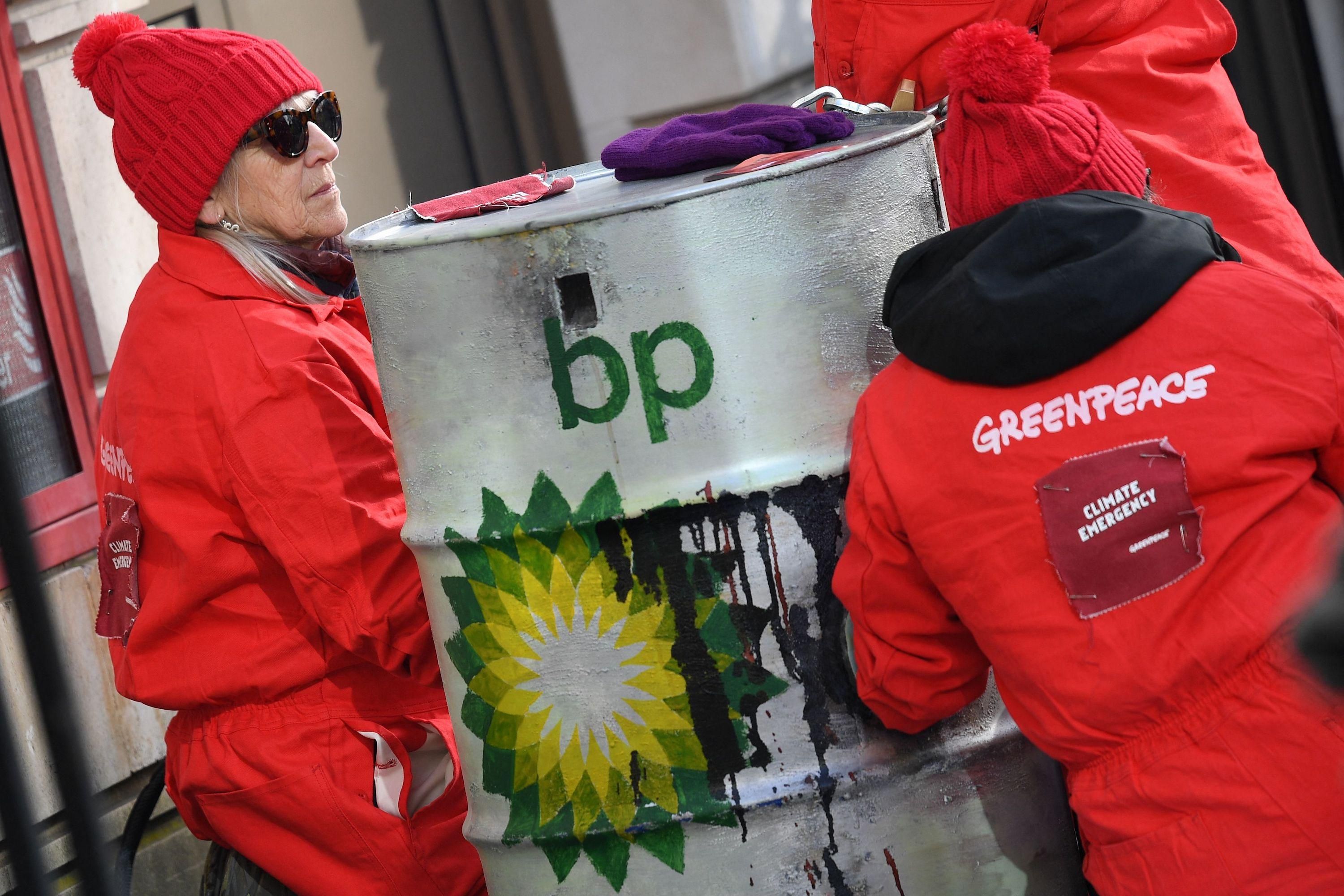 'Grotesque': BP Enjoys Largest Profits in Decade as Boris Johnson ...