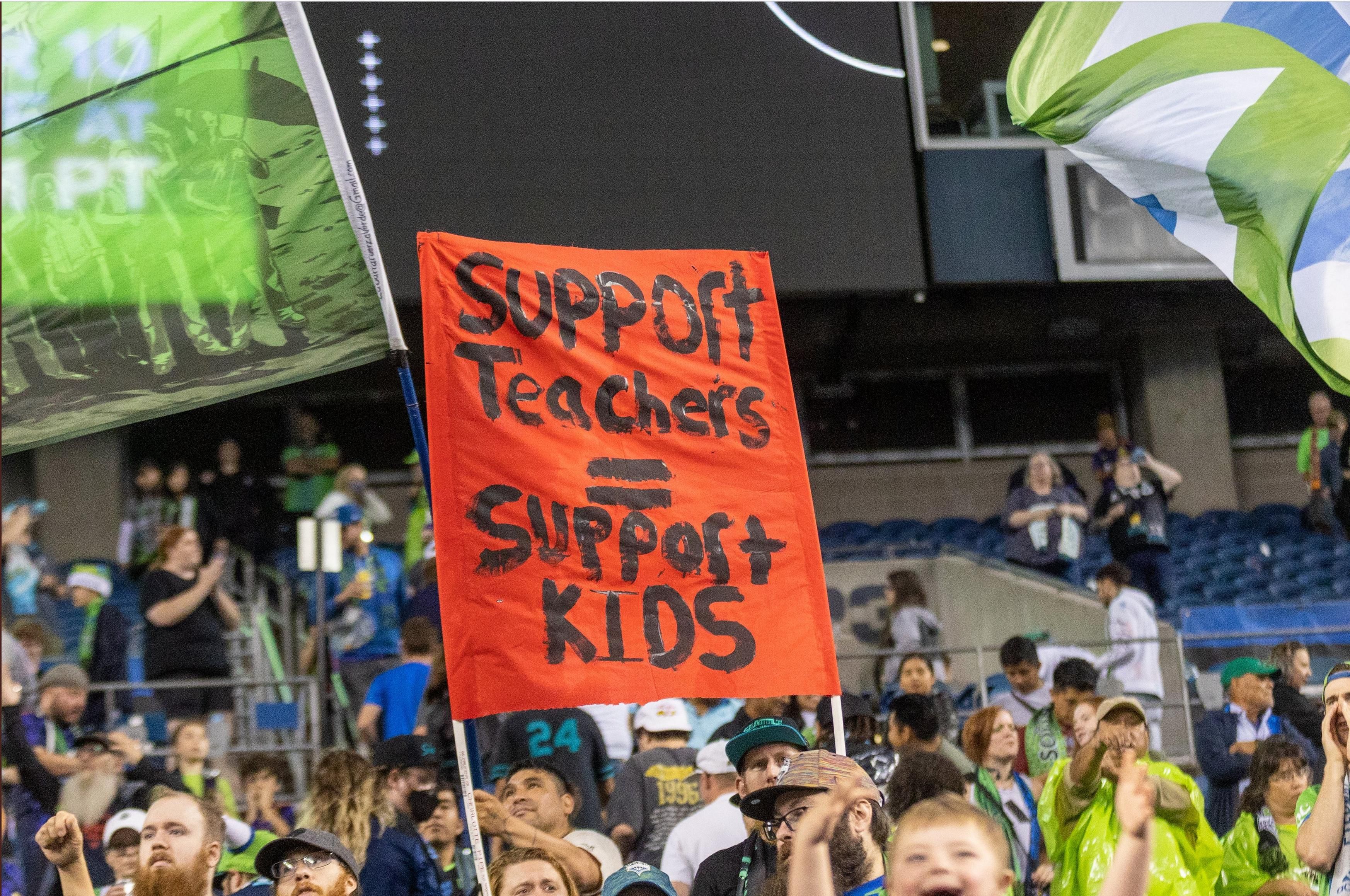 While Hoping for a Deal, Seattle Teachers Vote to Strike on the Eve of ...