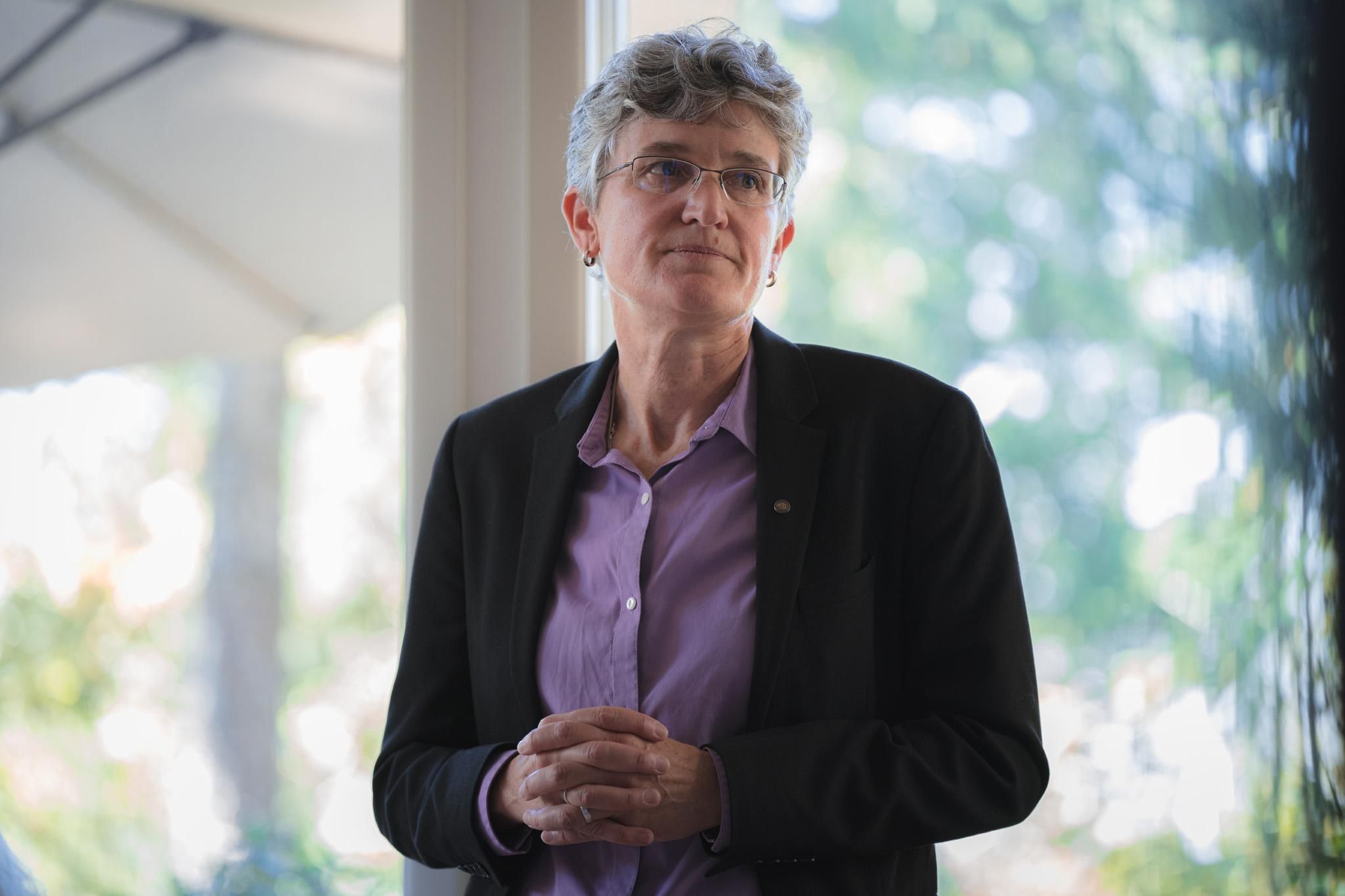 Democratic Leaders Rebuked for Abandoning Oregon's McLeod-Skinner