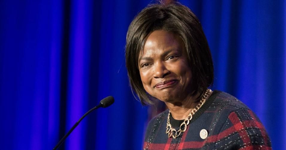 "She's a Cop": Advocates Scoff at Former Orlando Police Chief Val ...