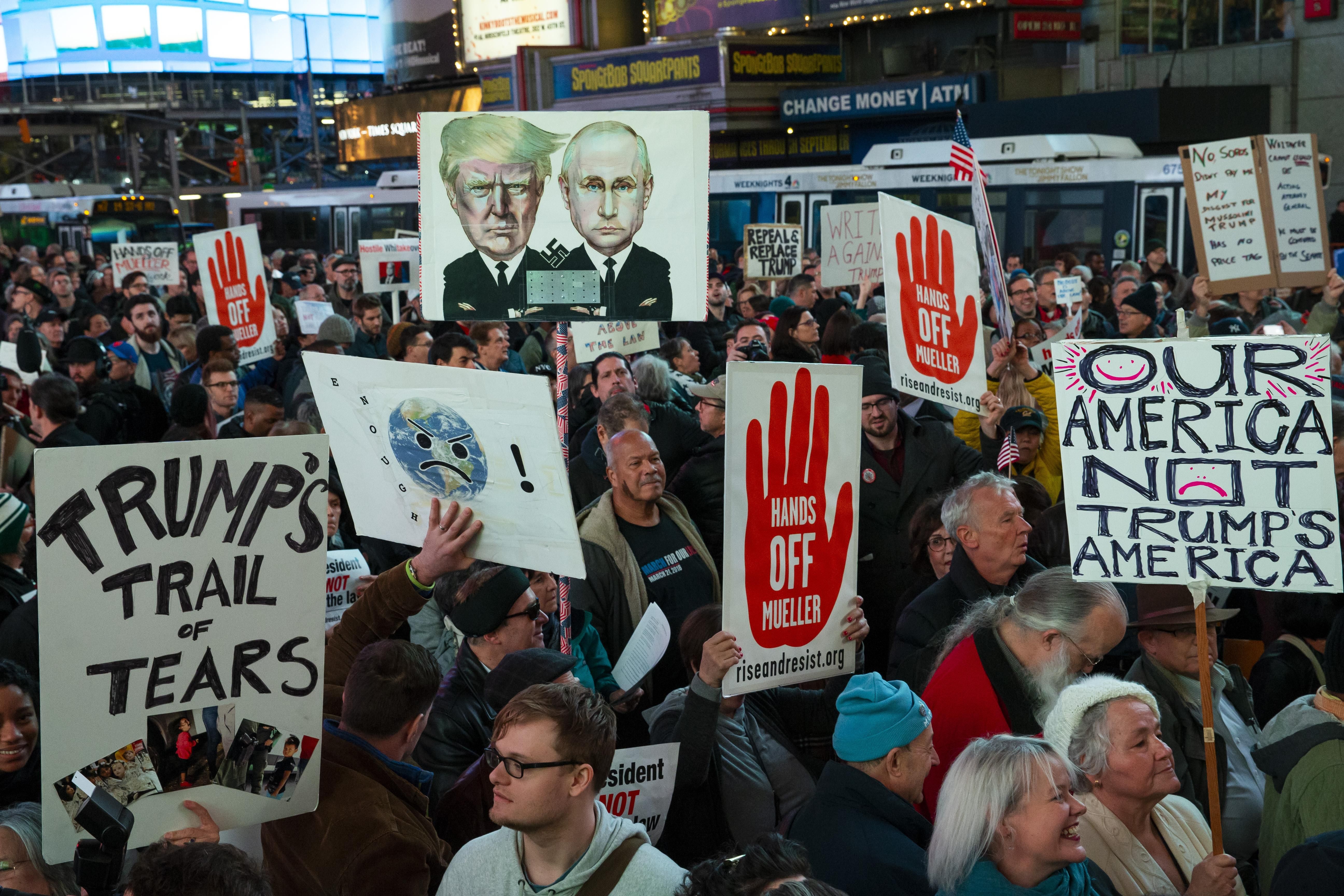 Displaying 'Resiliency of Democracy,' Hundreds of Protests in US Cities ...