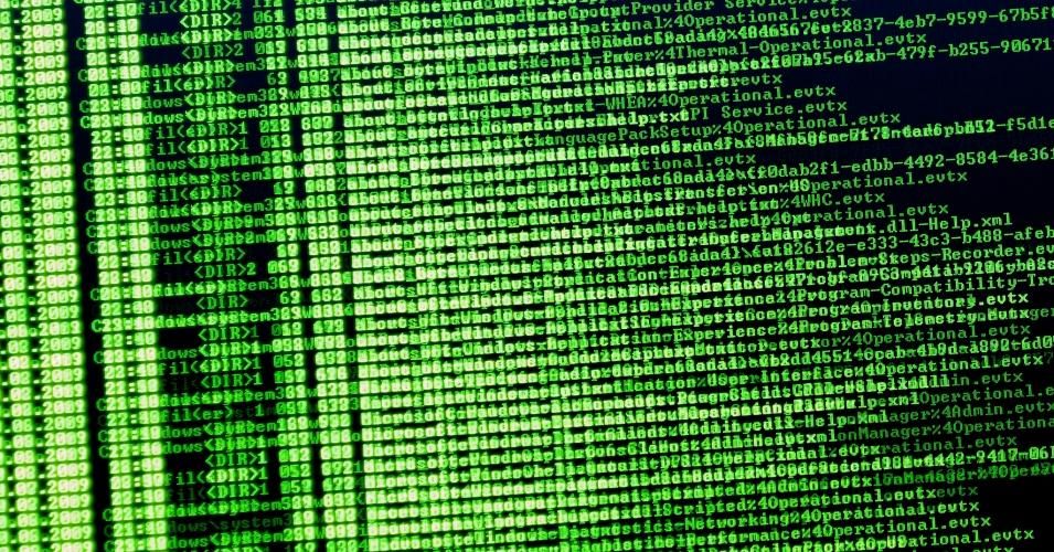 DNC Hacker Guccifer 2.0: 'Assange, Snowden, Manning Are the Heroes of ...