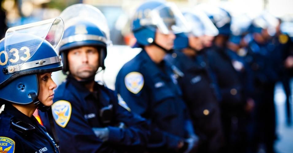 Striking Analysis of Civil Rights Complaints Sheds Light on Why Police ...