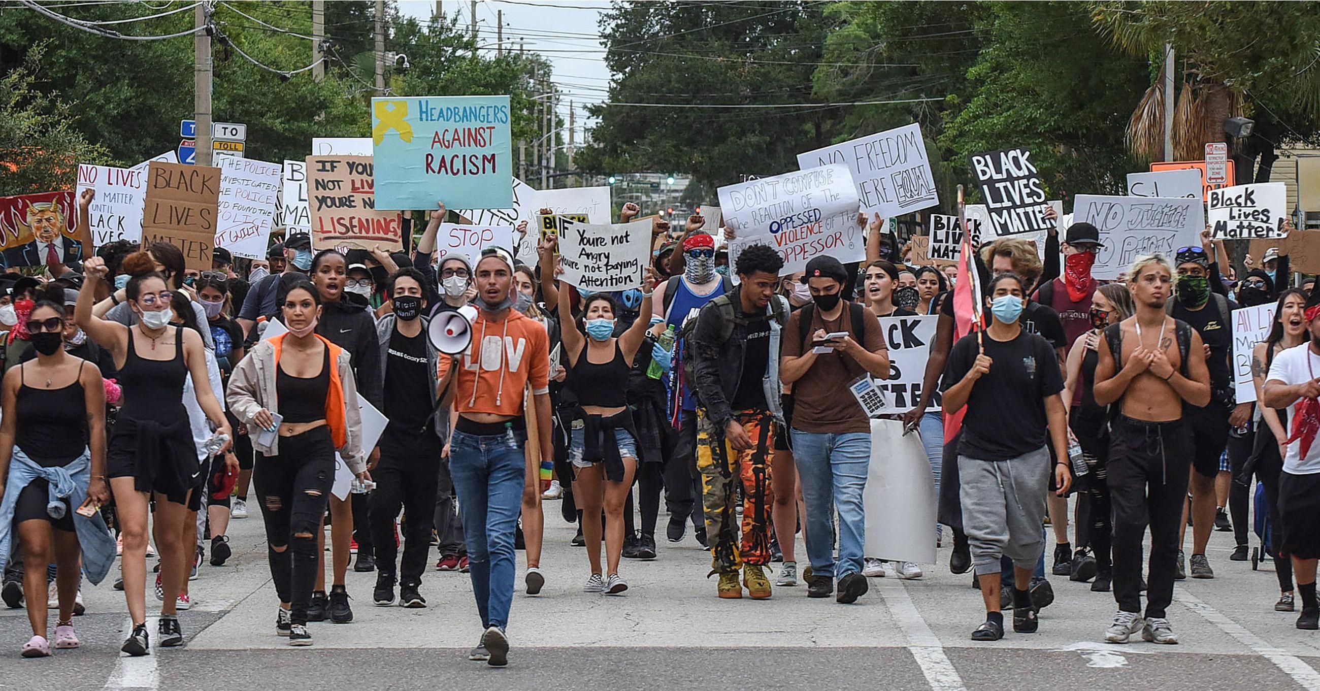 Progressives Vow to Fight as DeSantis Signs Bill Banning Protests at ...