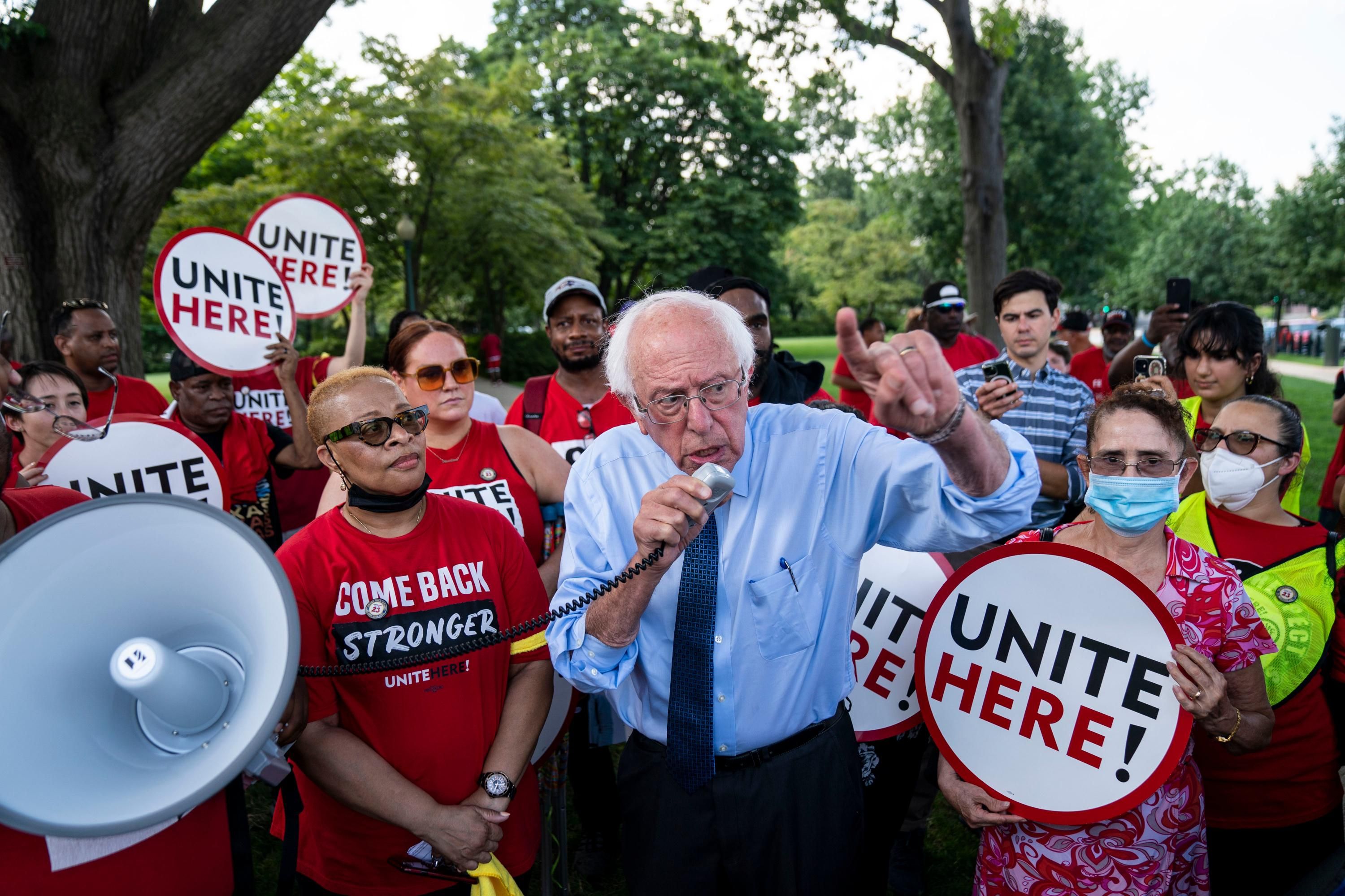 To Boost Voter Turnout, Sanders Says Dems Must Attack ‘Corporate Agenda ...